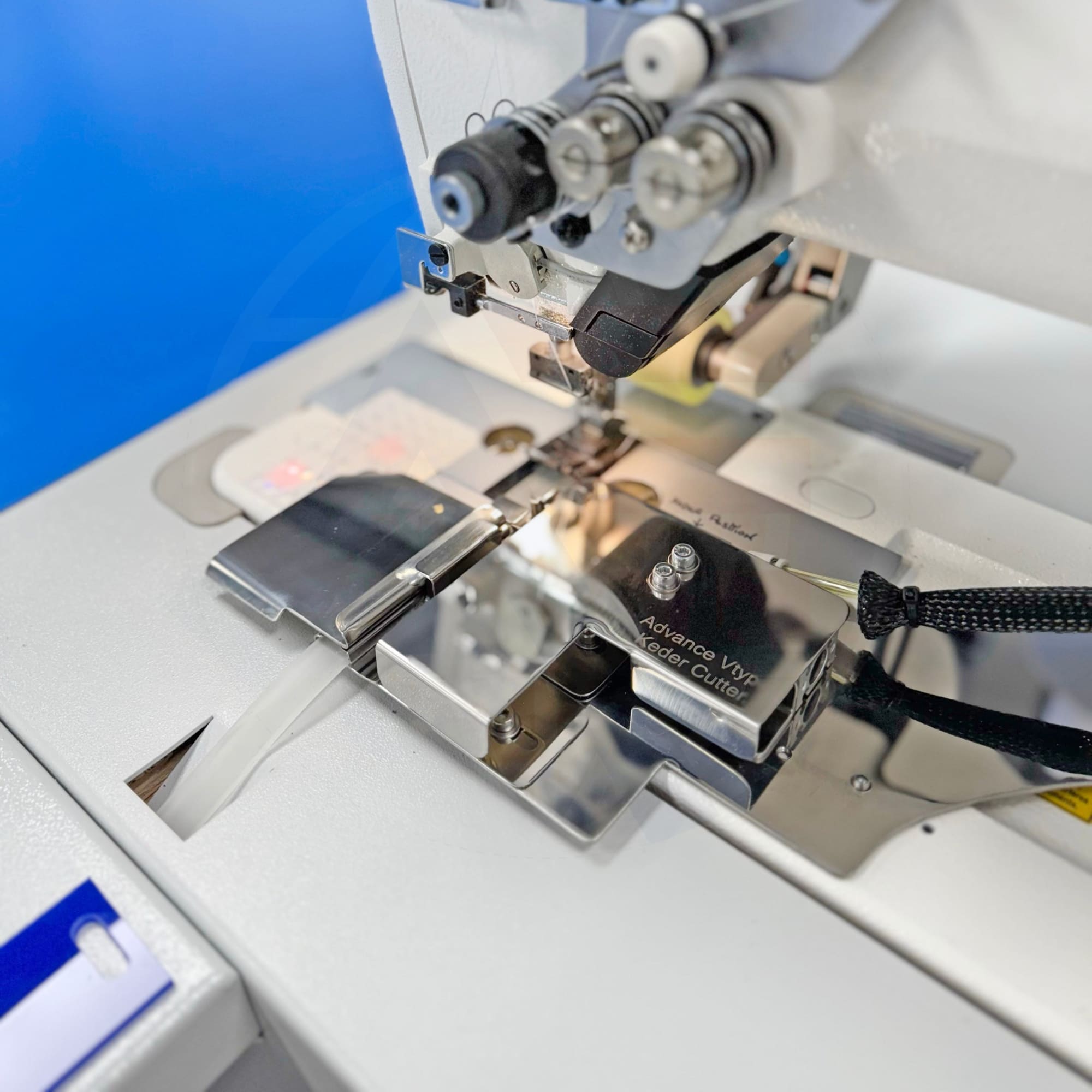 Advance ASA-VType+/410C Digital 2-Needle Lockstitch Conveyorised Sewin ...